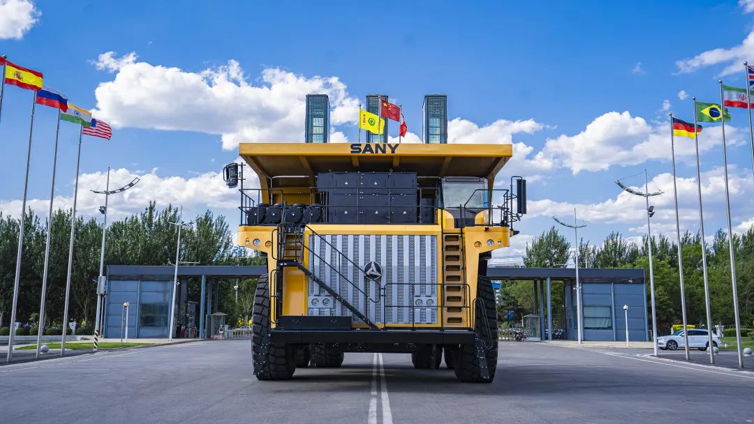 CONMART - Sany 240-ton Electric Wheeled Mining Car is Officially Accepted